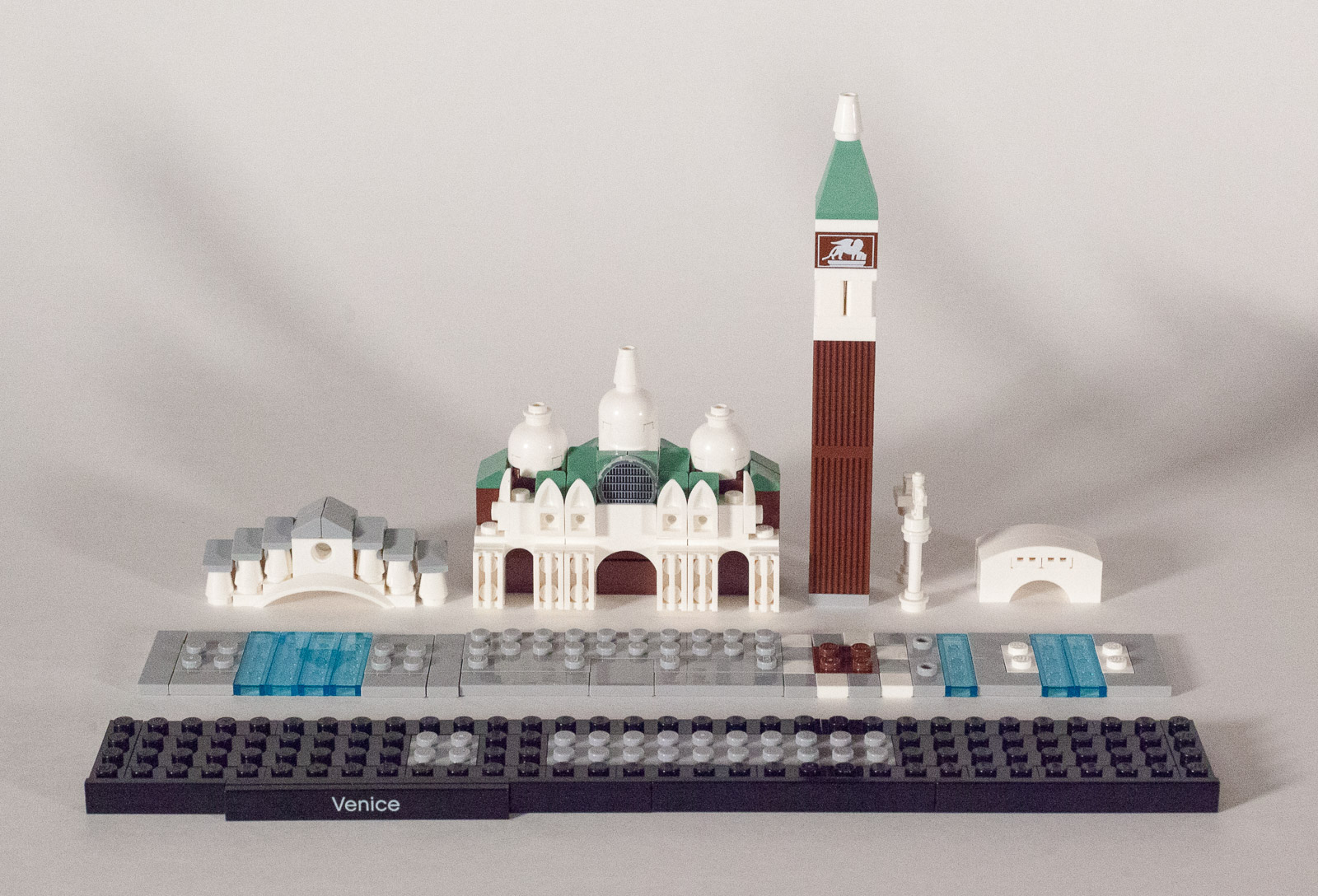 Review: #21026 Venice Skyline – BRICK ARCHITECT