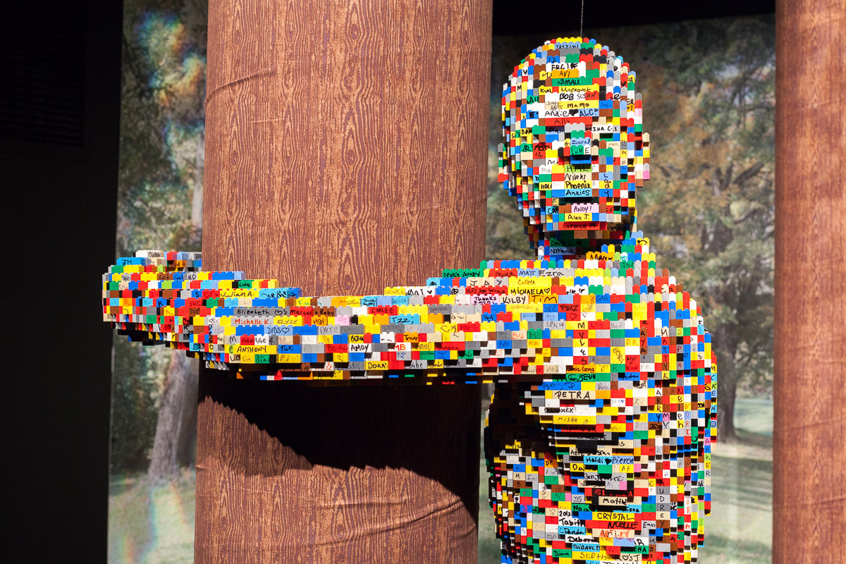 'The Art of the Brick' exhibition by Nathan Sawaya - BRICK ARCHITECT