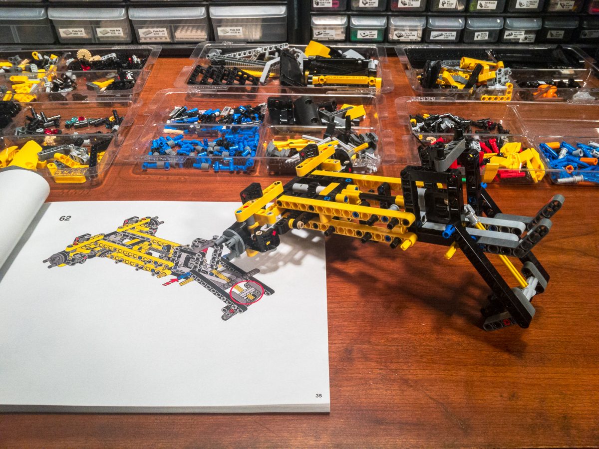 Review: #42081 Volvo Concept Wheel Loader ZEUX - BRICK ARCHITECT