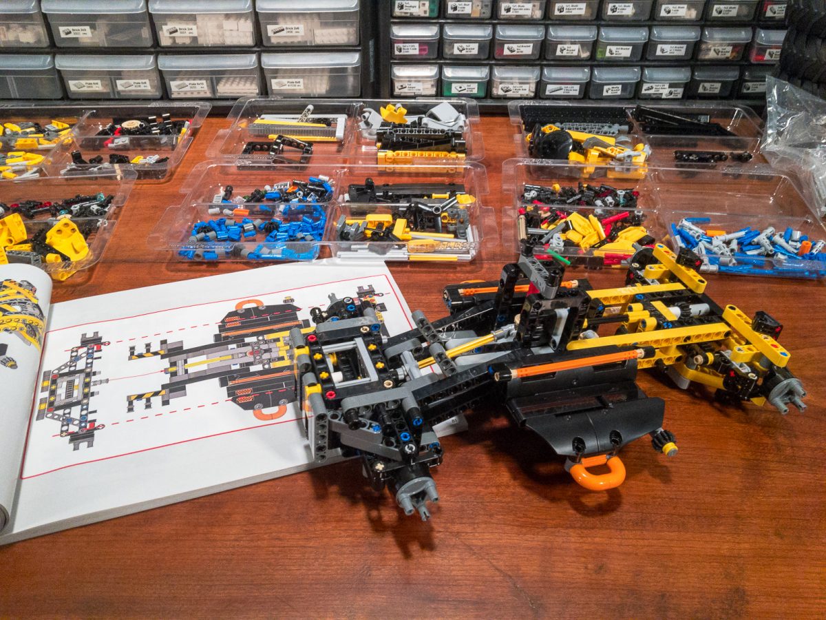 Review: #42081 Volvo Concept Wheel Loader ZEUX - BRICK ARCHITECT