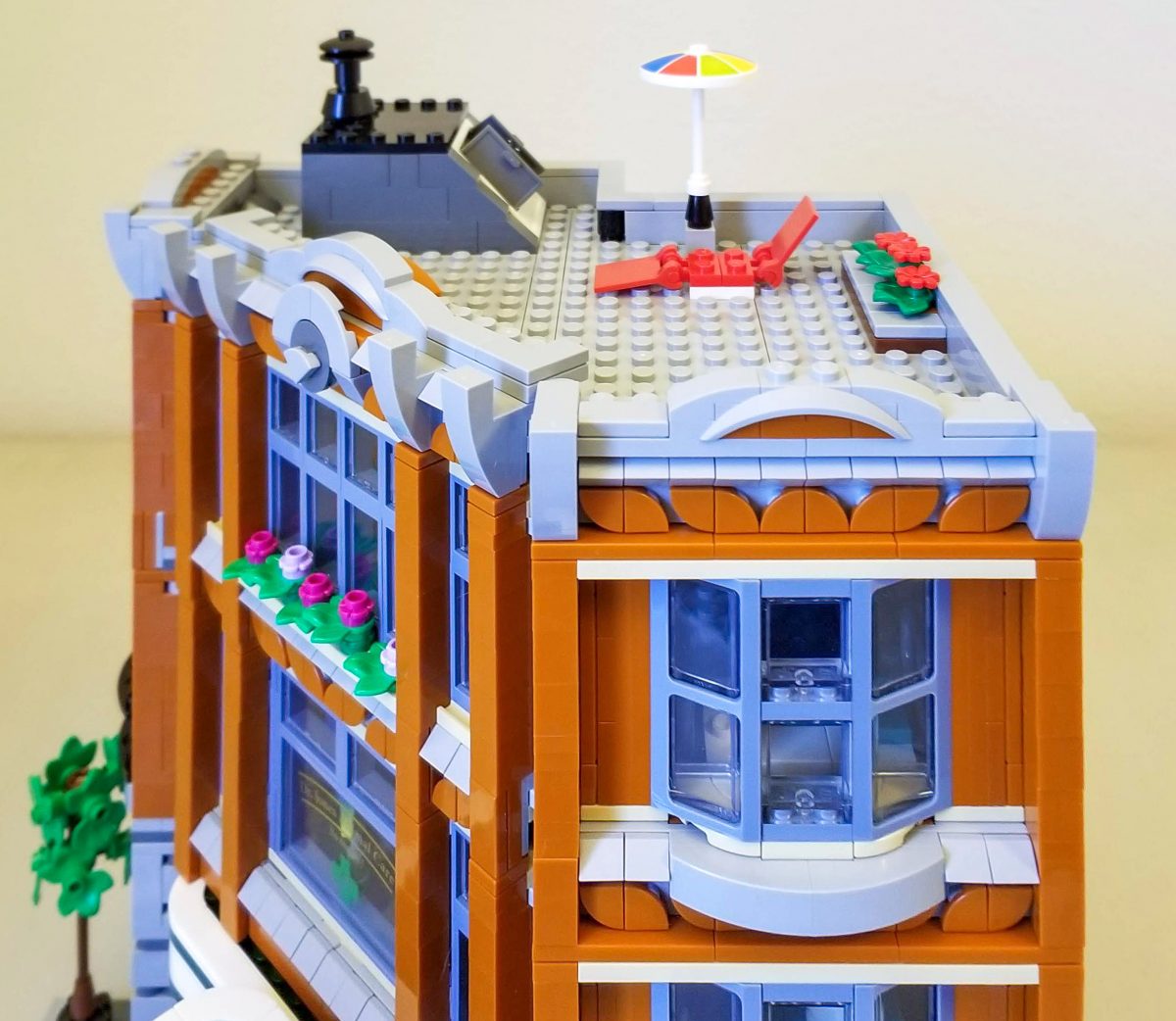 Review: #10264 Corner Garage - BRICK ARCHITECT