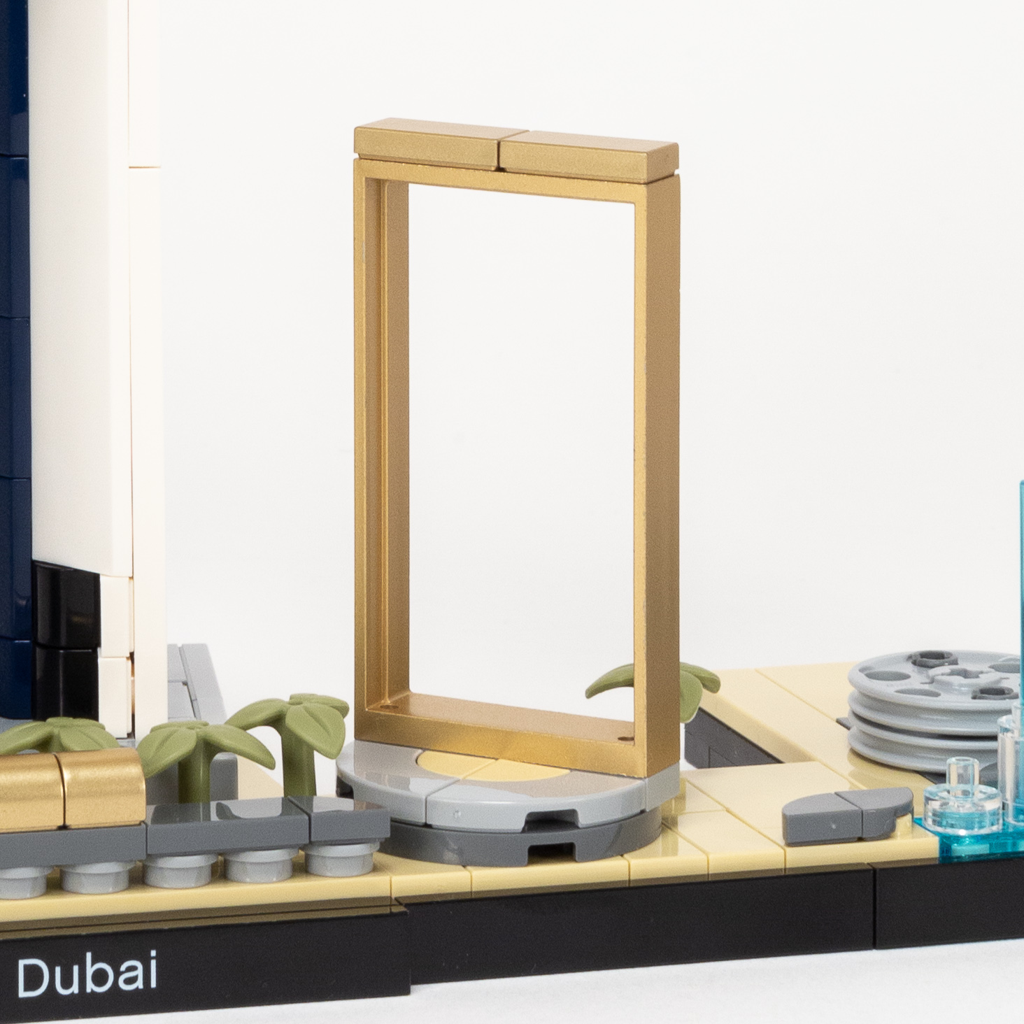 ʀᴇᴠɪᴇᴡ: #21052 Dubai Skyline - BRICK ARCHITECT