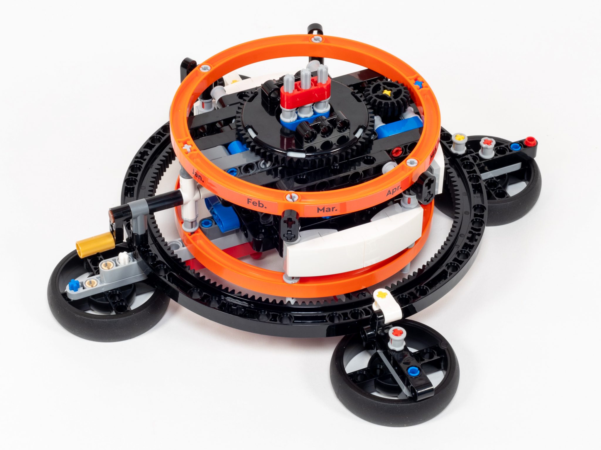 Review: #42179 Planet Earth and Moon in Orbit (LEGO Technic) - BRICK ...