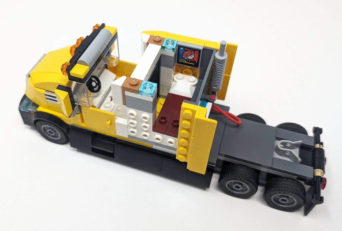 Review: #60440 LEGO Delivery Truck - BRICK ARCHITECT